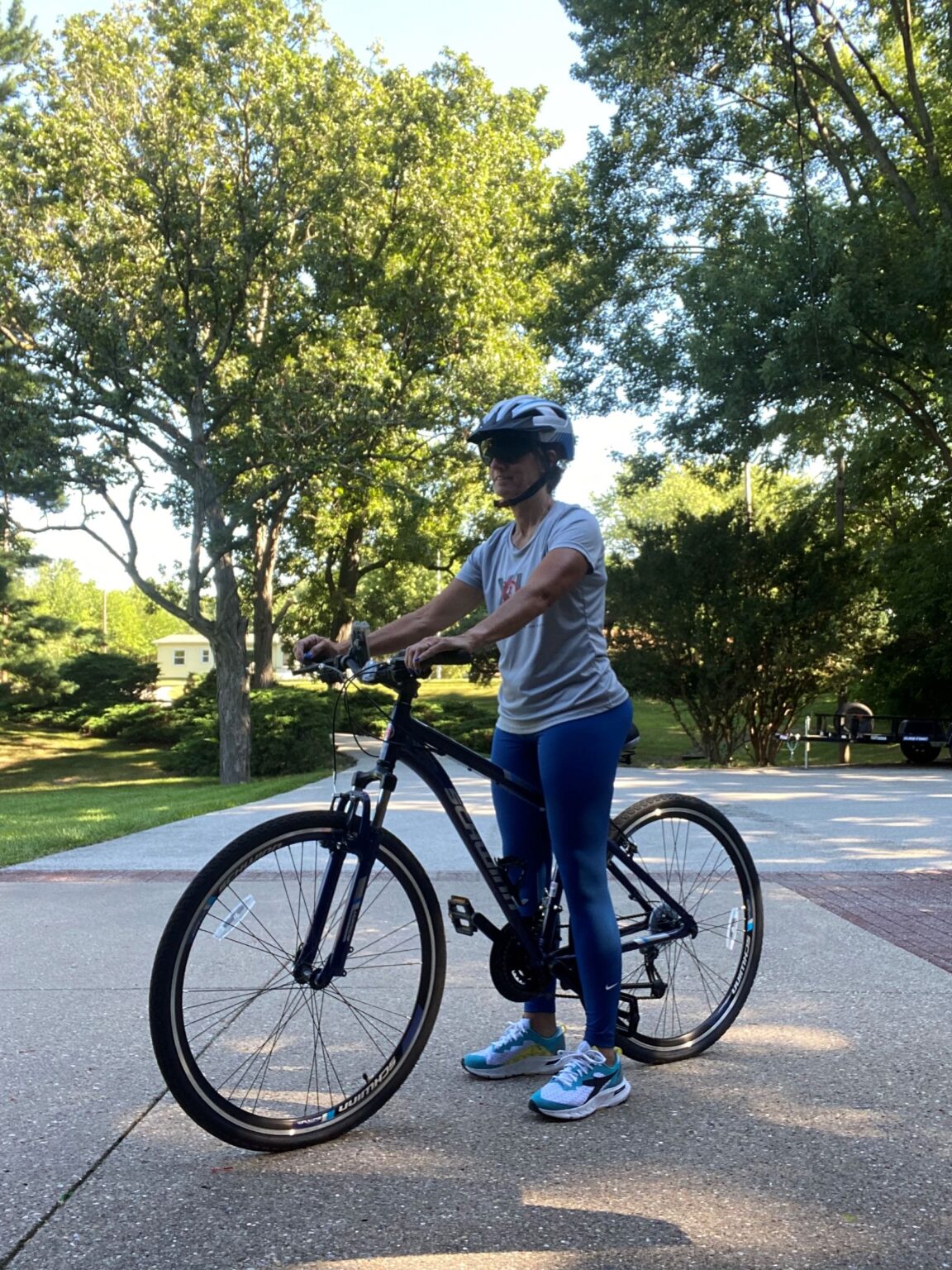 Should New Bicycle Riders Over 60 Ride Alone? (Is It Safe To Ride Solo ...