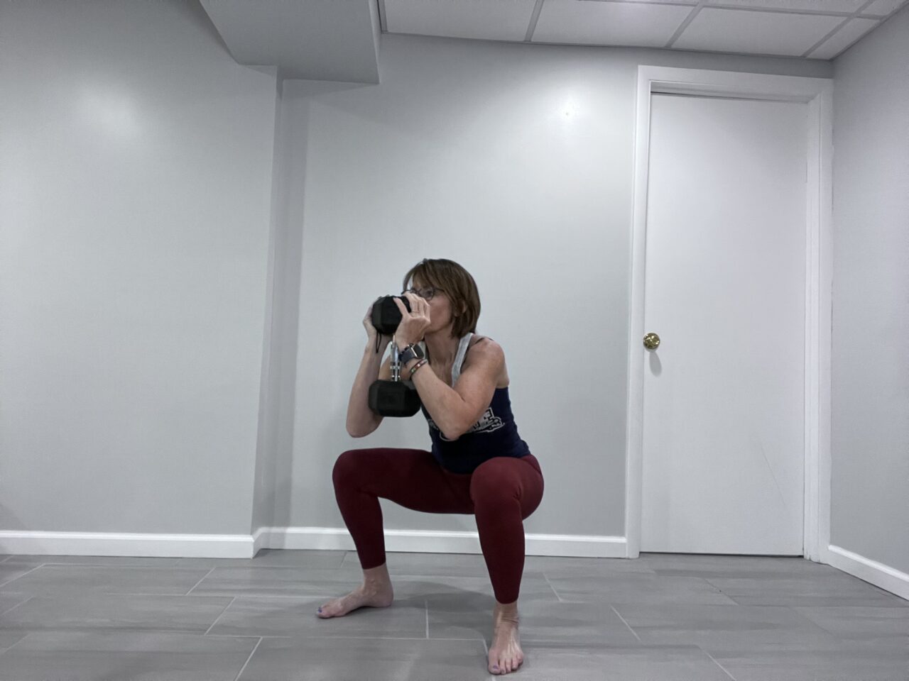 7 Easy Squats For Aging Knees: Tips And Techniques | Simply Aging Healthy