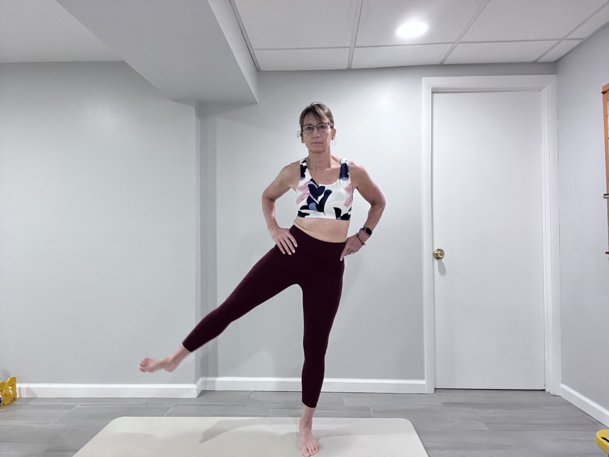 Side Leg Exercises: Benefits And How To Tips For Seniors | Simply Aging ...