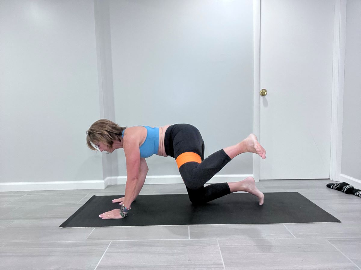 Side Leg Exercises: Benefits And How To Tips For Seniors | Simply Aging ...