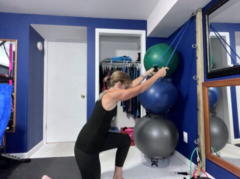 17 Of The Best At Home Back Fat Exercises (With And Without Equipment ...