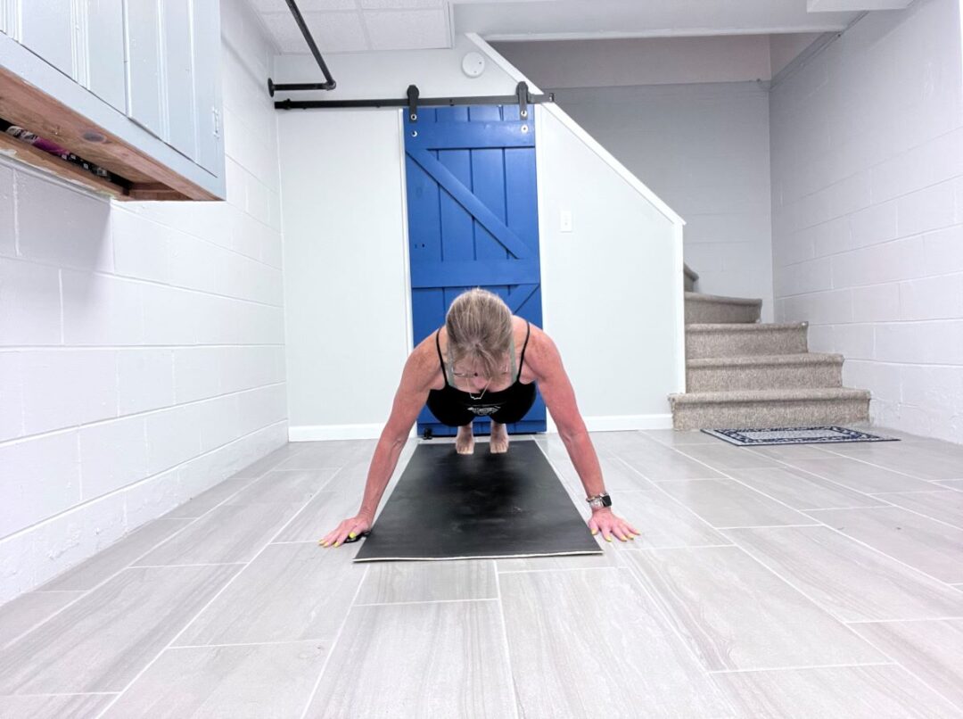 16 Of The Best At Home Back Fat Exercises (With And Without Equipment ...