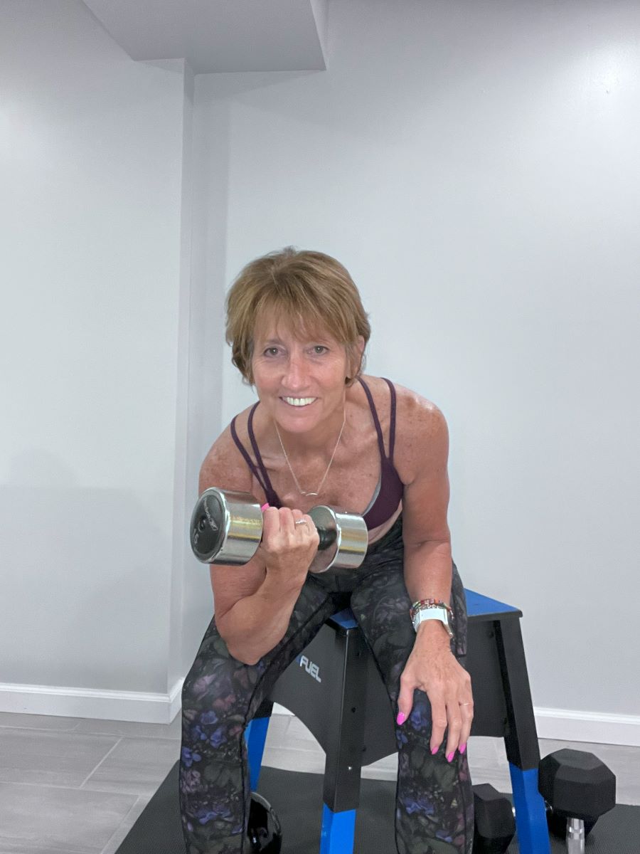 10 Calisthenics Pull Exercises For Women Over 60: Stay Strong In Your ...